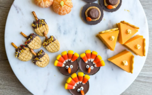 Make these minis for the kids... with the kids! 5 Thanksgiving treats ...