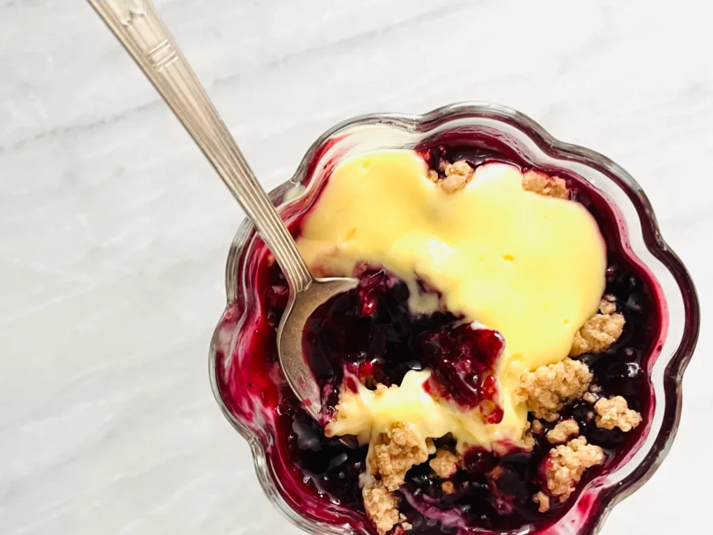 Make this famous UK dessert at home! How to make this berries-and ...