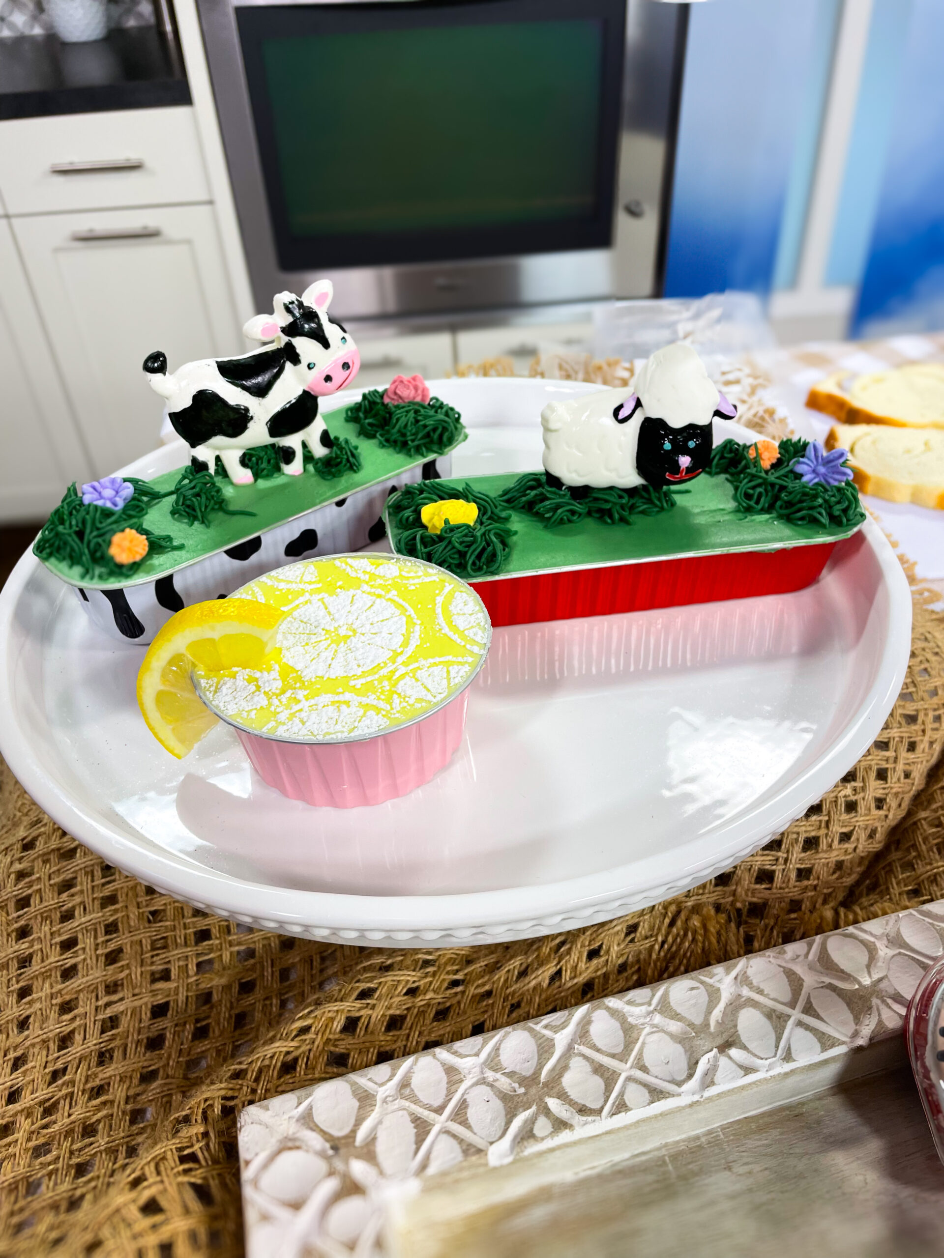 The Ultimate Guide to Mini Loaf Cakes (and When They're Better Than a ...