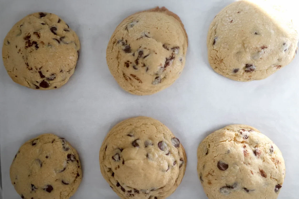 Make the Cookie-Shop-Style Mega Cookie at Home With 3 Key Secrets